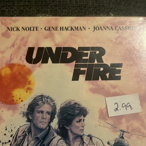 Columbia TriStar | Media | New Under Fire Vhs 993 Sealed Nick Nolte ...